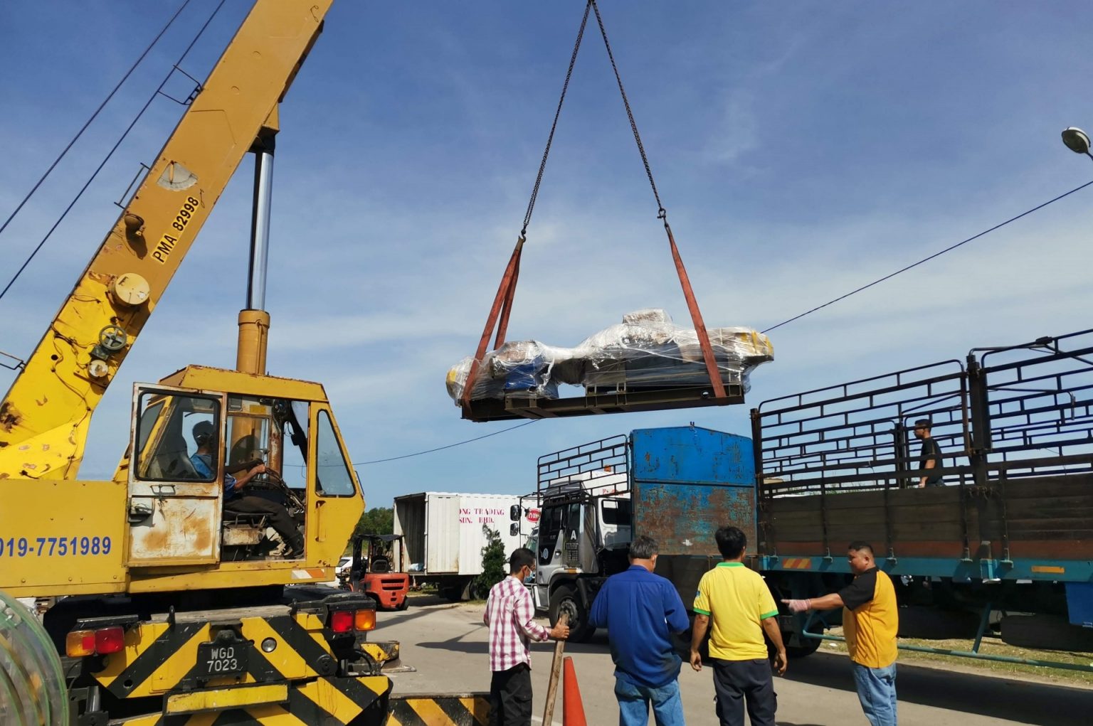 CoCoMaN Coconut Machines